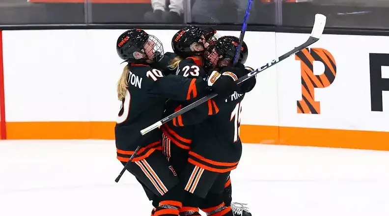 WOMENS RANKINGS ROUNDUP: How the top 15 NCAA women’s hockey teams fared ...